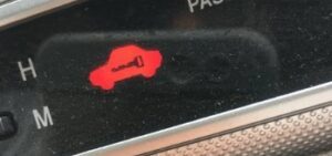Red Car With Key Symbol On Dashboard Nissan [Explained]